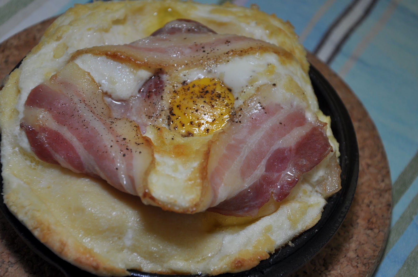 CampaSimpukka: Paistettua puukenkää, eiku Dutch Babies