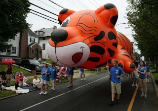 Carol's Southern Spice: Everyone loves a parade