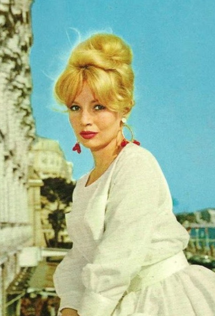 cine de los 50 a los 70: ANNETTE STROYBERG