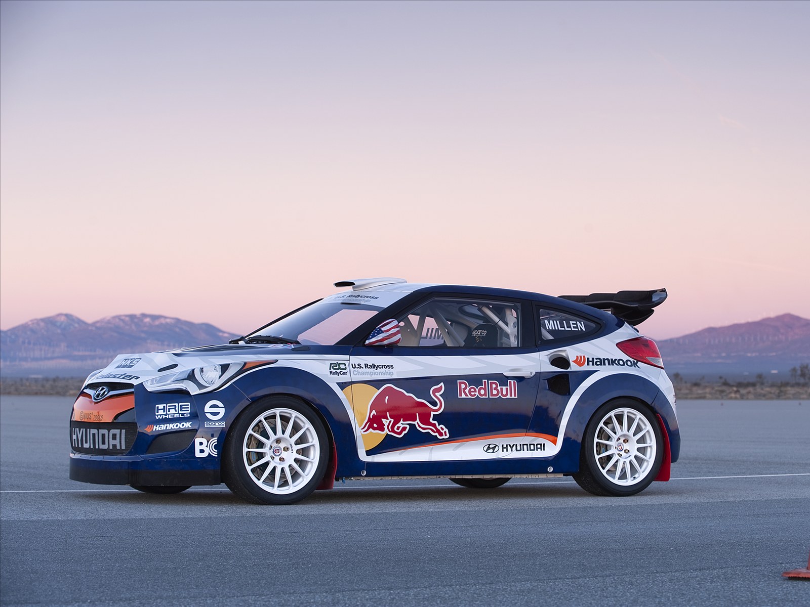 Car Pictures: Hyundai Veloster Rally Car 2011