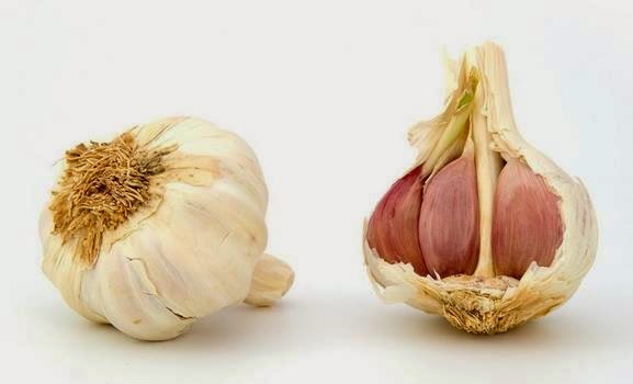 RECETA GATIMI: Hudhra, një ilaç i gjithanshëm