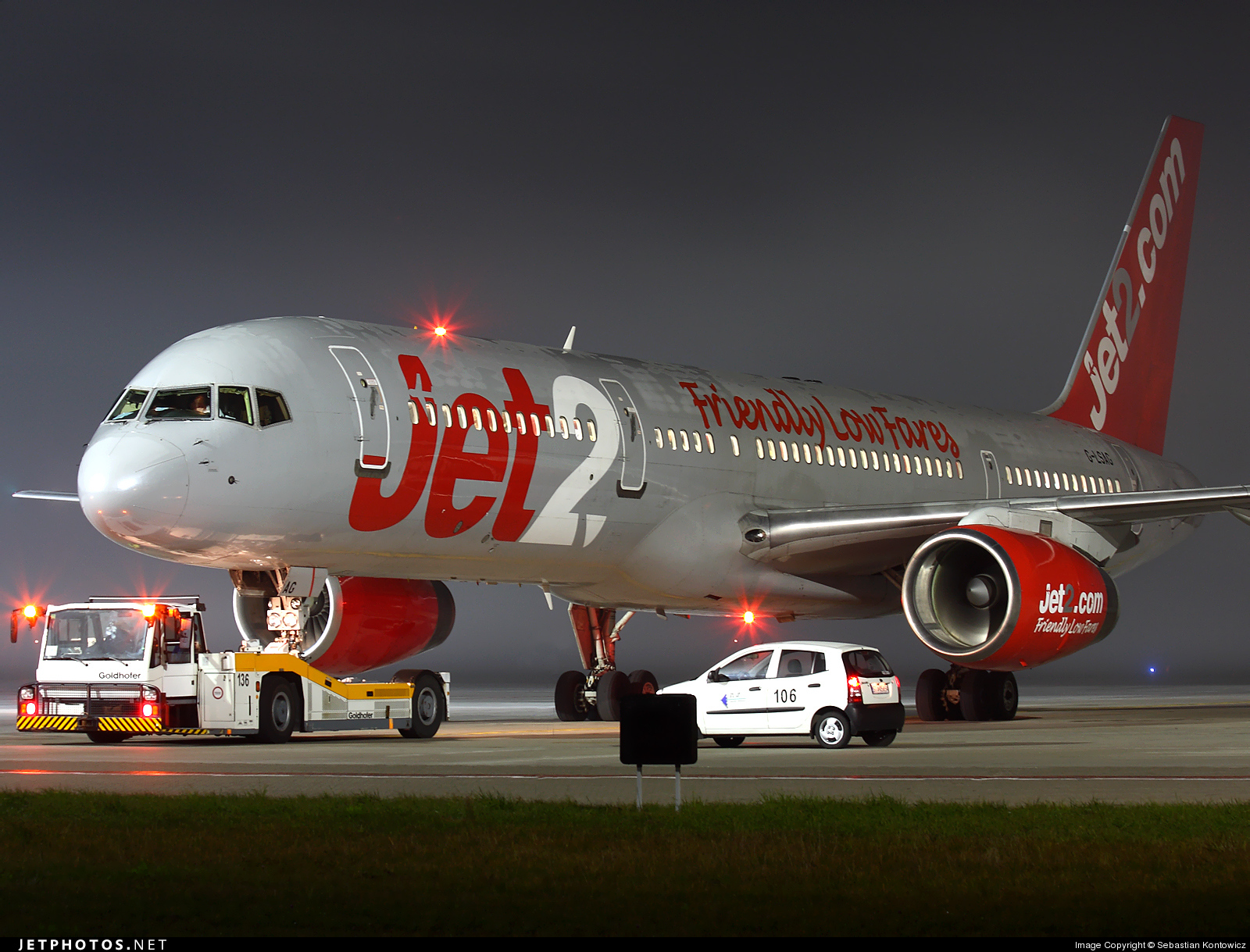 Cork Airport : Jet2.com
