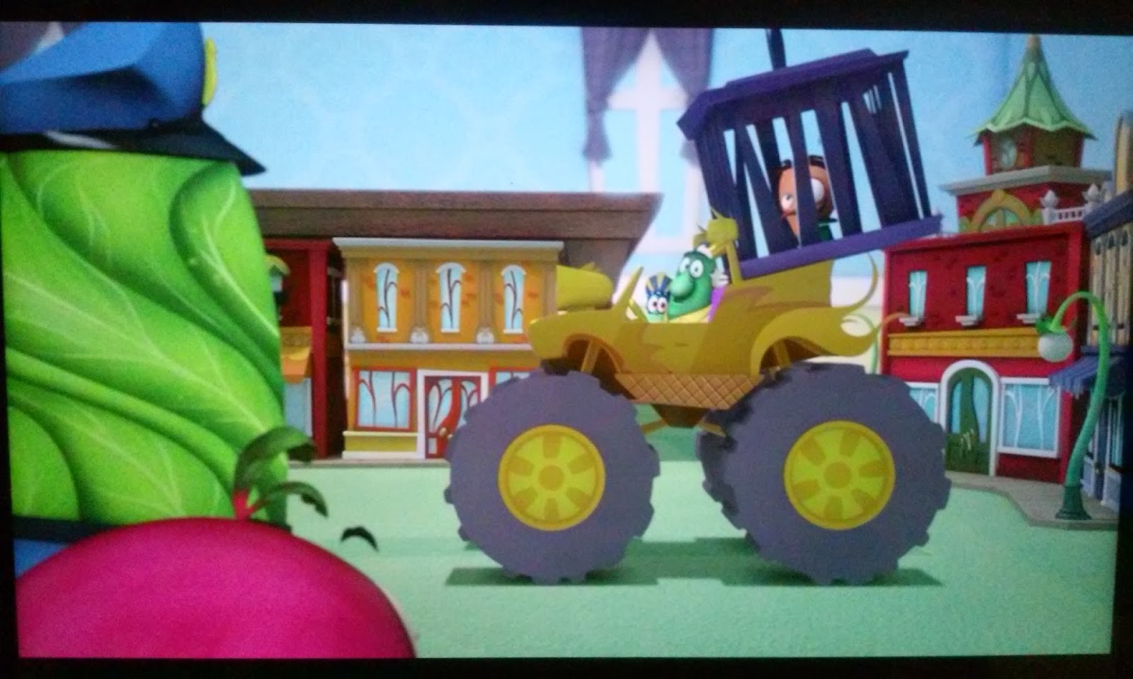Whatsoever Critic: Veggietales In The House: Season 1, Ep. 13- "Junior ...