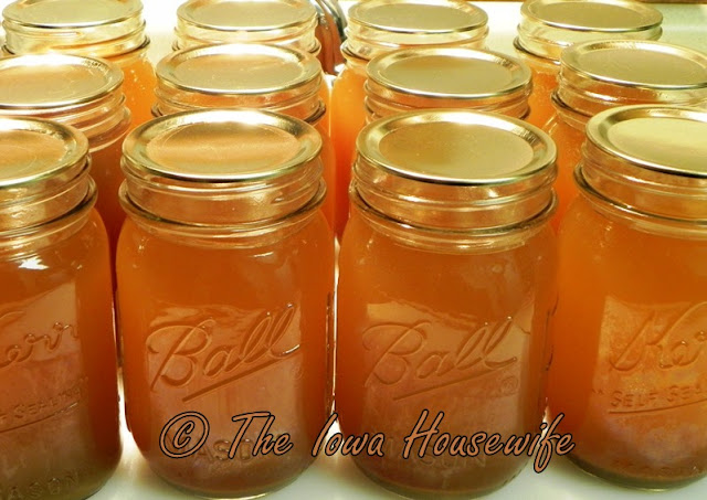 The Iowa Housewife: Home Canned Beef Stock
