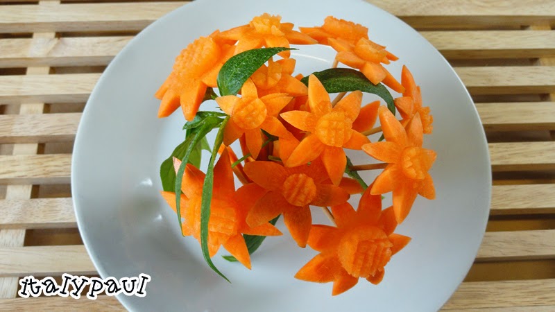 ItalyPaul - Art In Fruit & Vegetable Carving Lessons: Art In Carrot ...