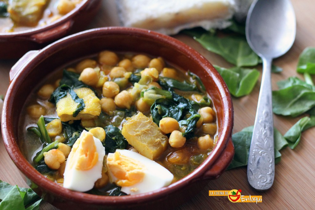 Potaje de vigilia con bacalao y acelgas