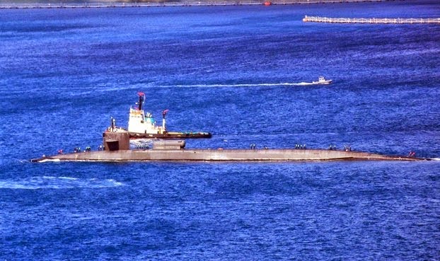 ΦΩΤΟΓΡΑΦΙΕΣ: ΤΟ ΑΜΕΡΙΚΑΝΙΚΟ ΥΠΟΒΡΥΧΙΟ ΕΦΤΑΣΕ ΣΤΗ ΝΑΤΟΪΚΗ ΒΑΣΗ ΤΗΣ ...