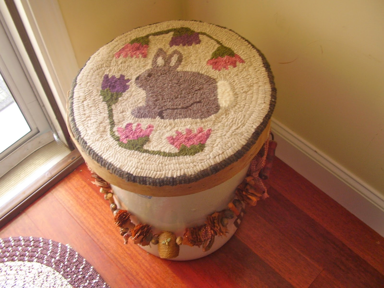 From Sherry's Heart: NEW HOOKED RABBIT RUG "CLOVER"