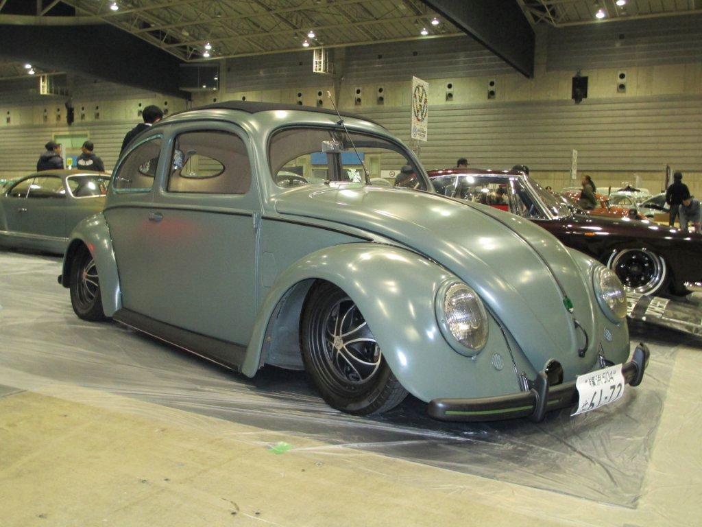 slammed sixty: Sunroof split bug