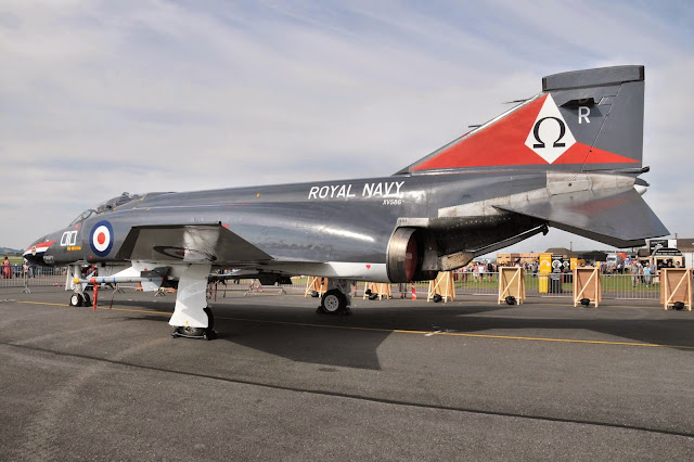 Jet & Prop by FalkeEins: McDonnell Douglas F-4K Phantom FG1, XV586 / R ...