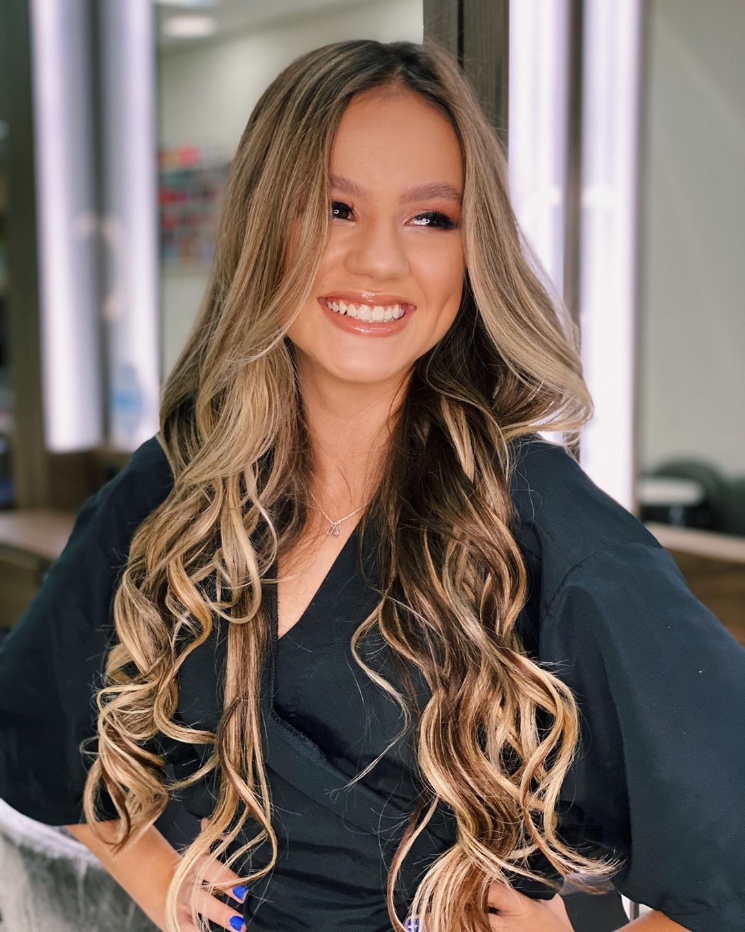 Bela Fernandes Wallpaper 11