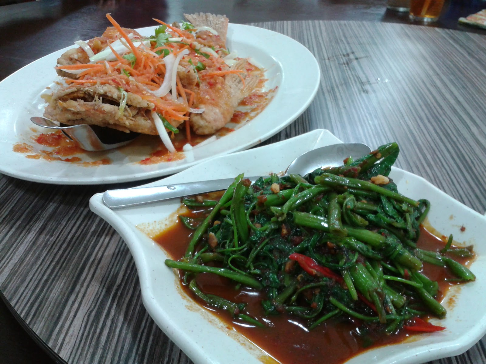 MY LIFE AS IT IS: Dinner at Homst Restaurant TTDI