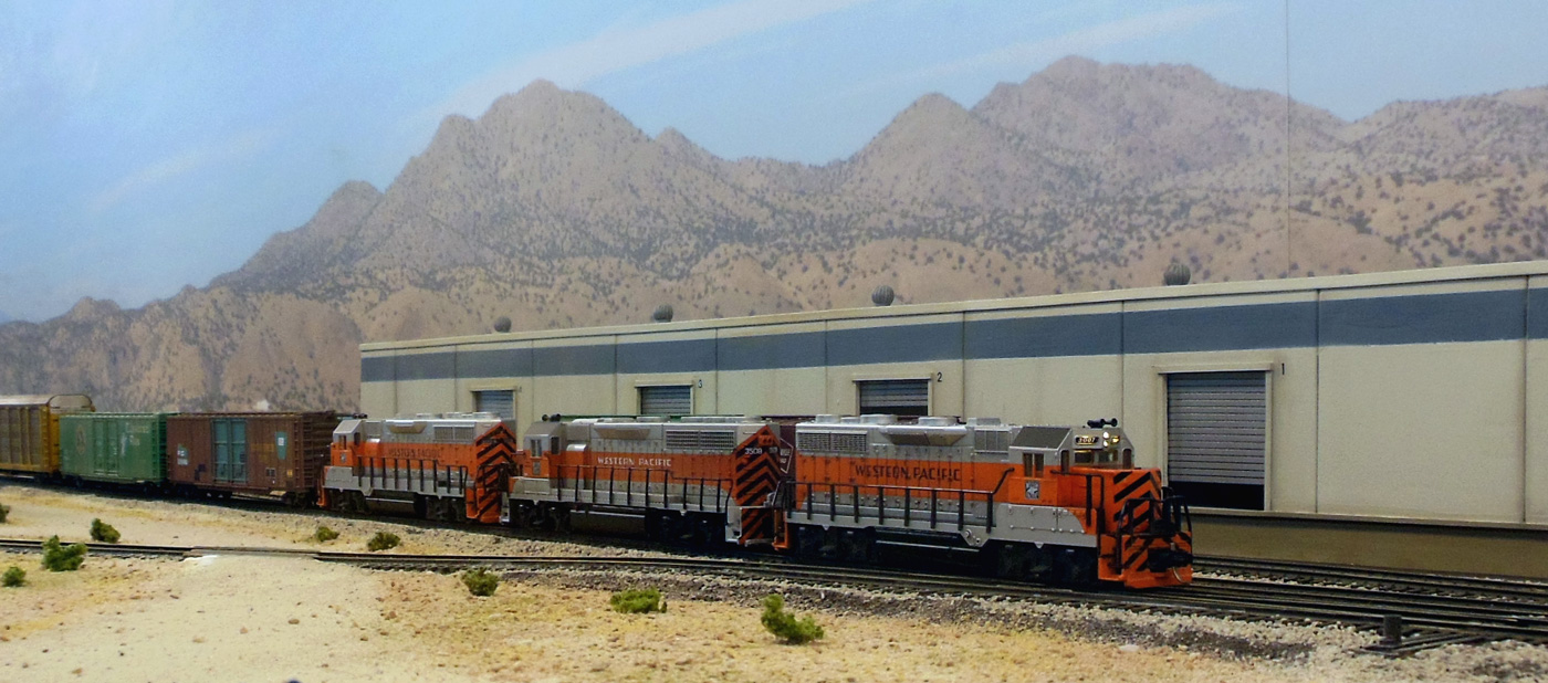 Tracks across Nevada: Photo Gallery