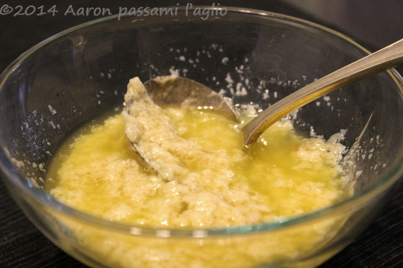 "Aaron passami l'aglio": SALSA AGLIATA (AGIADDA)