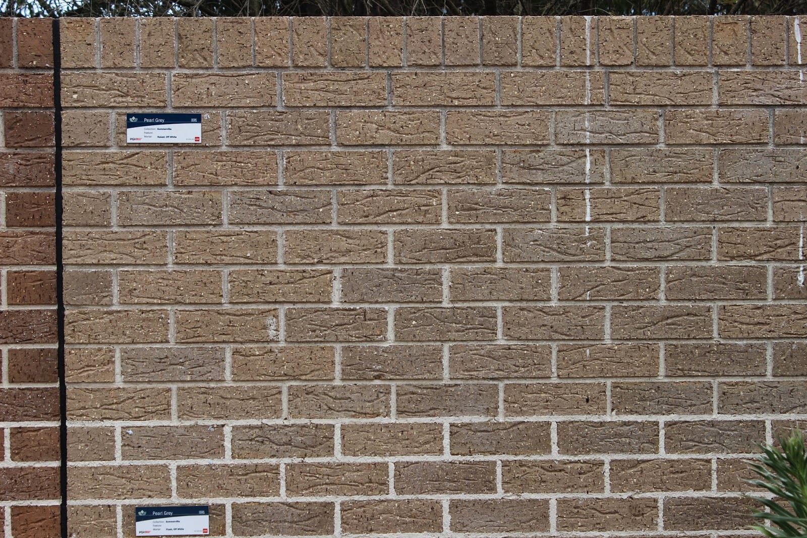 Building the Drysdale 25: Trying to decide on a brick