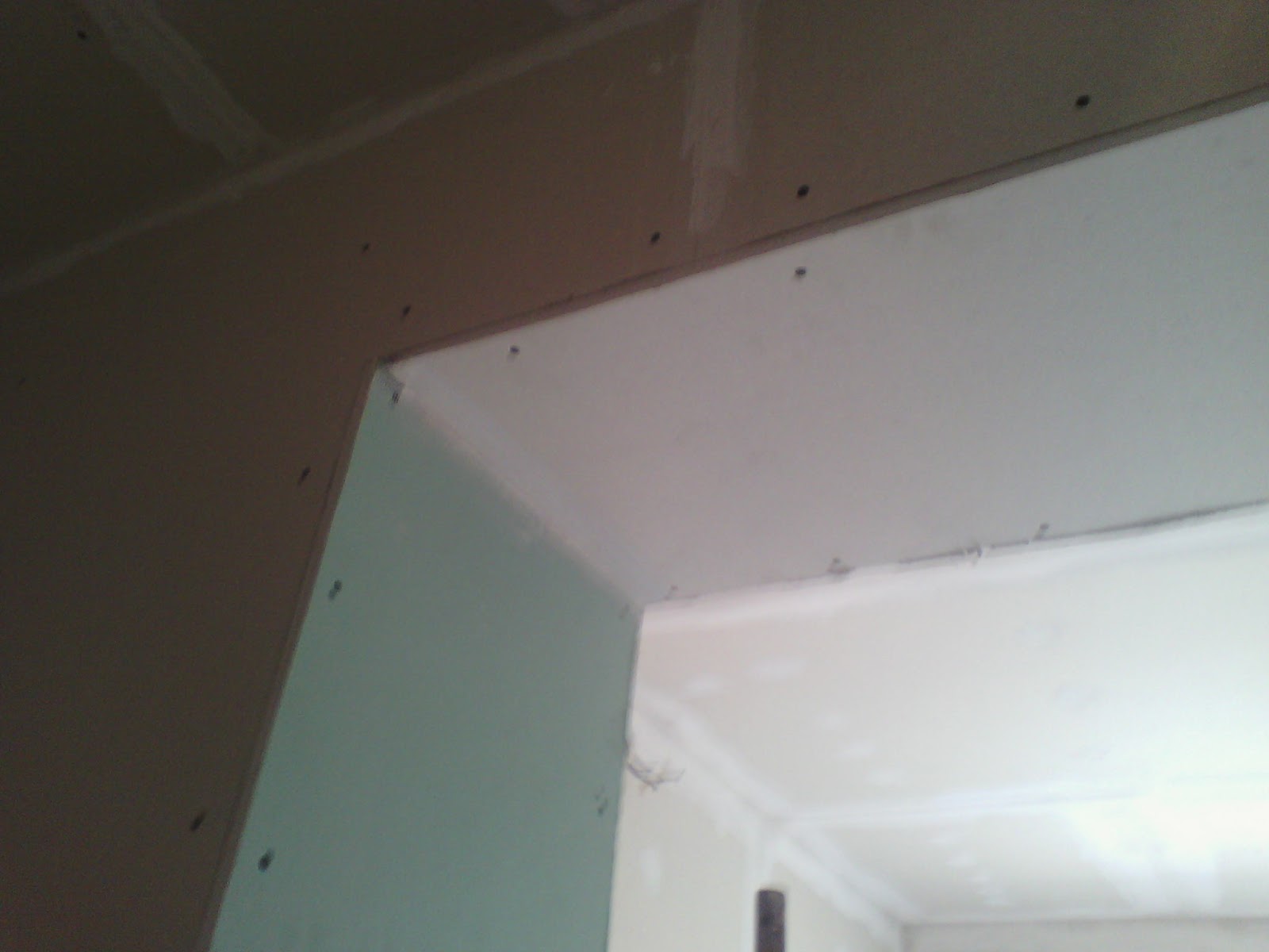 Arhiconstruct: Finisaje Interioare rigips Placare perete dressing si ...