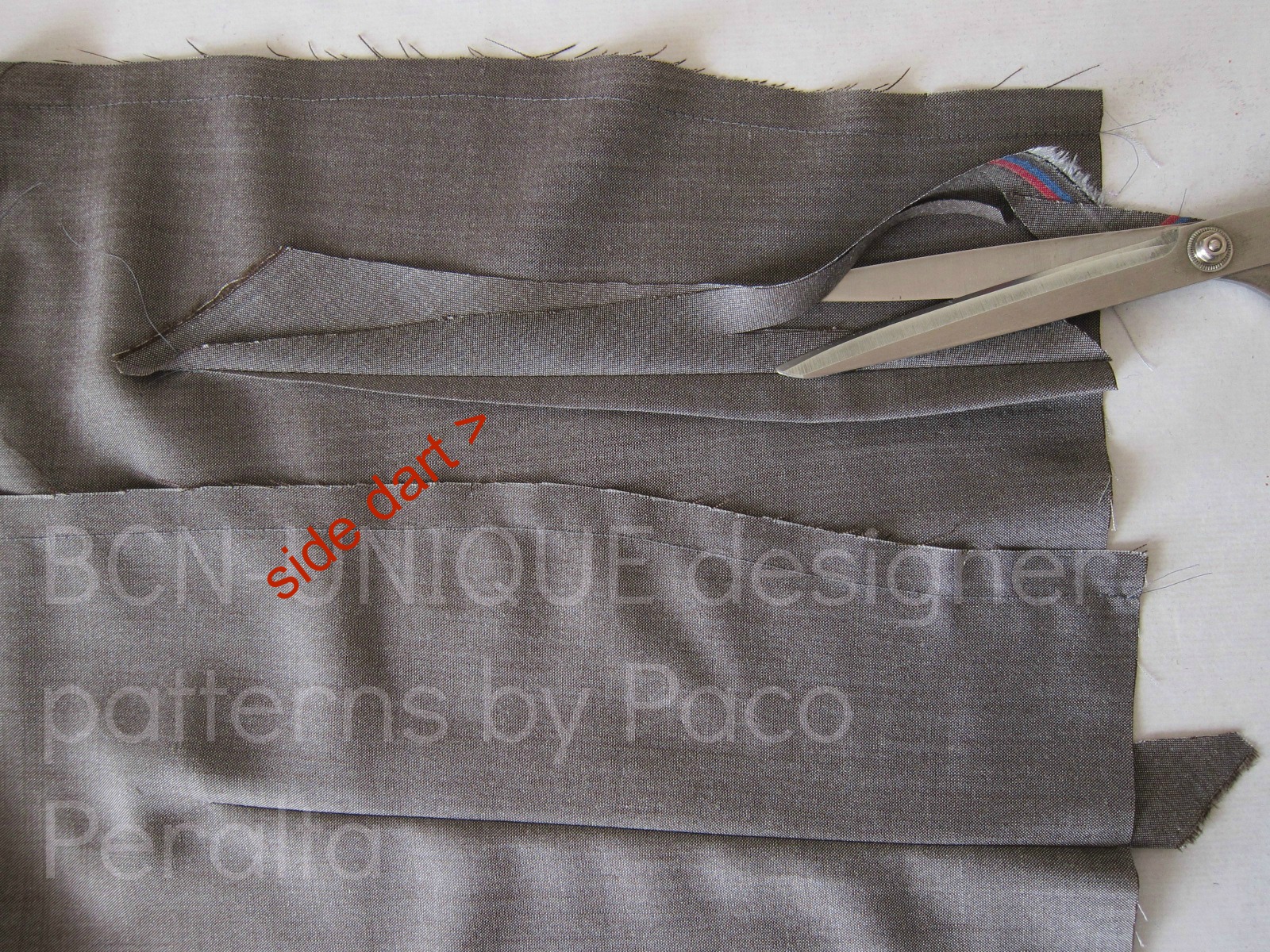 BCN - UNIQUE designer patterns: Falda (APRON Skirt).-