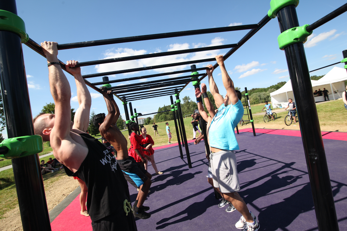 ZOOM : Aire de street workout de Savigny le Temple (77) - Le ...