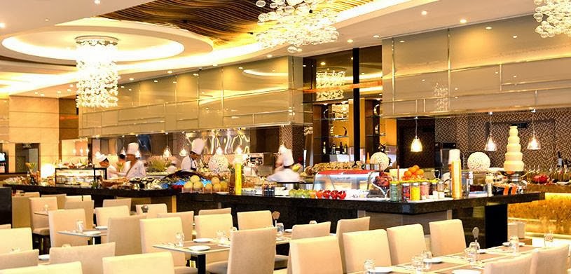 Manila Shopper: The Food Club Love Month Buffet Promo 2014