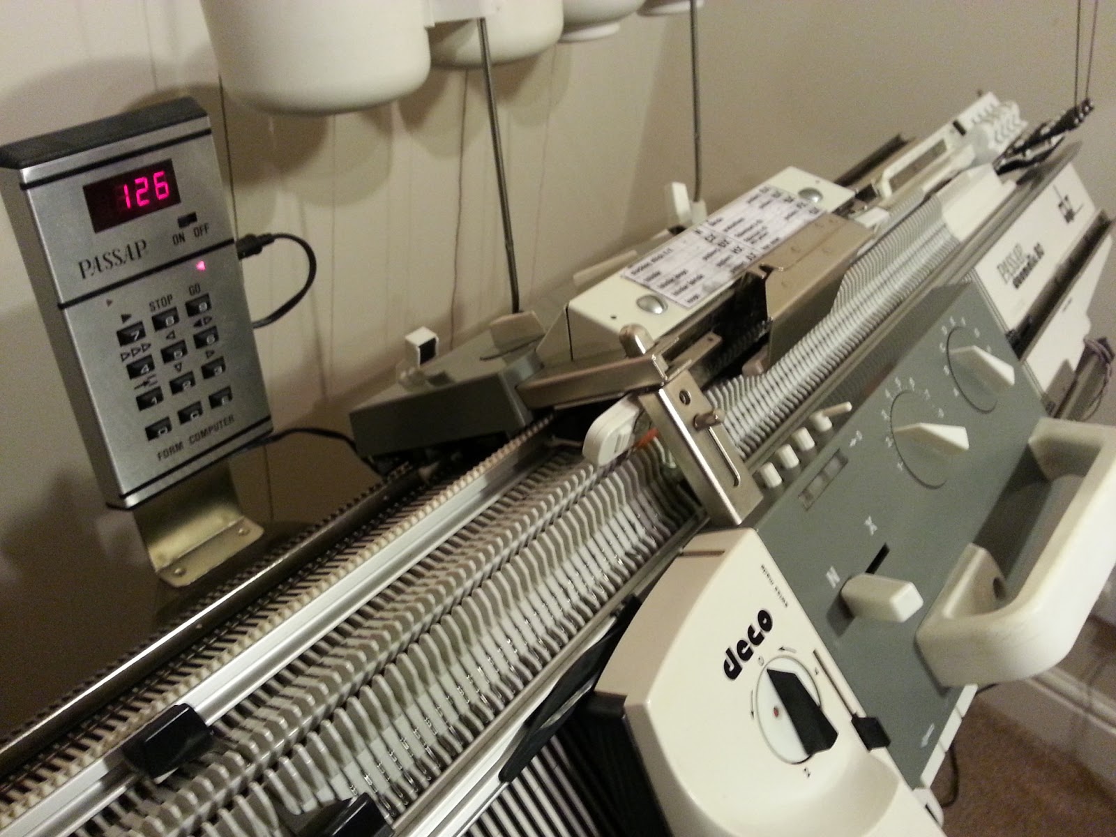 Adventures with Machine Knitting: Passap Duomatic 80 - Finally got ...