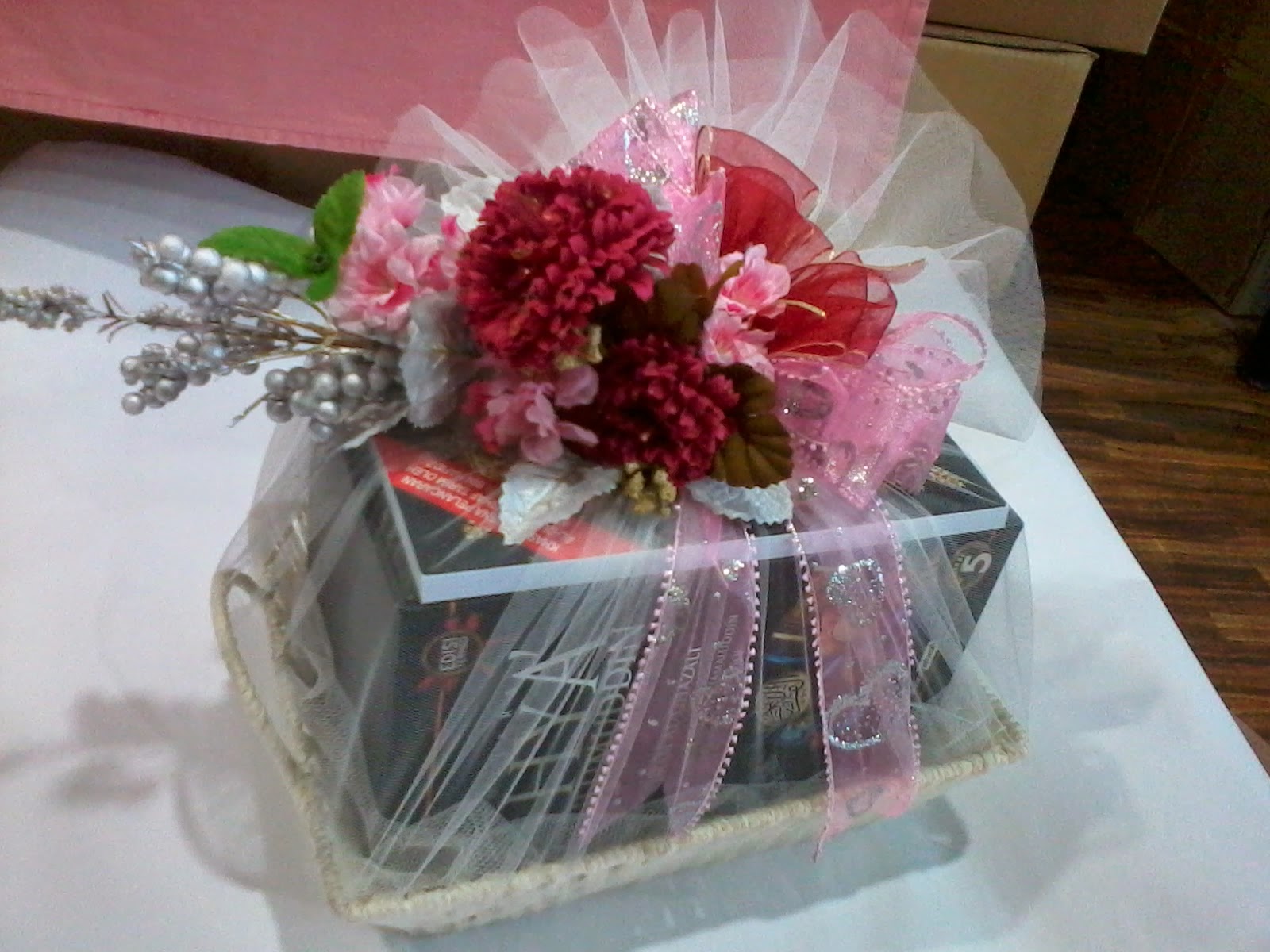 Helwani Restu: TERBARU - RIBEN DAN HADIAH/ HAMPER & FRAME