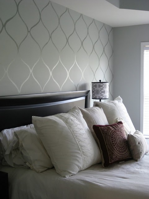 Veronica: DIY wall stencil