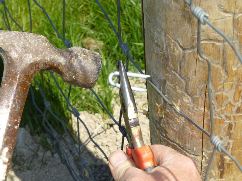 Rural Revolution: Homemade fence-puller