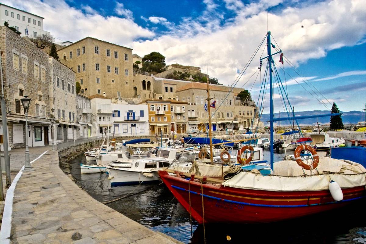 Ύδρα: Η αριστοκρατική κυρία του Αργοσαρωνικού