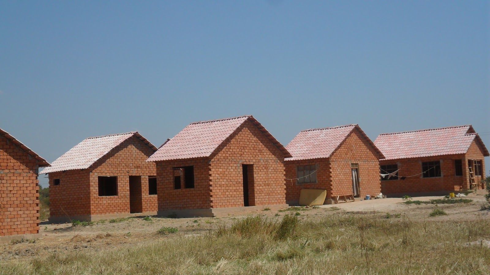 WAKALA WA TAIFA WA UTAFITI WA NYUMBA BORA NA VIFAA VYA UJENZI: UJENZI ...