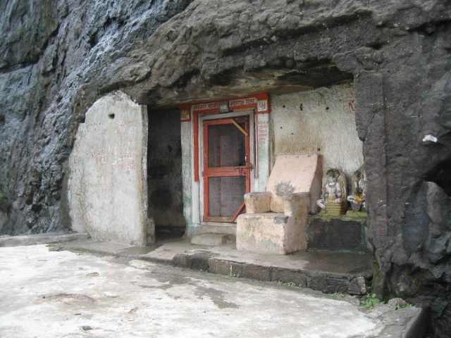 On the Edge of Sahyadris: Patta fort Vishramgad