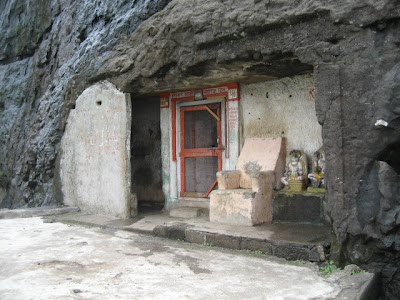 On the Edge of Sahyadris: Patta fort Vishramgad