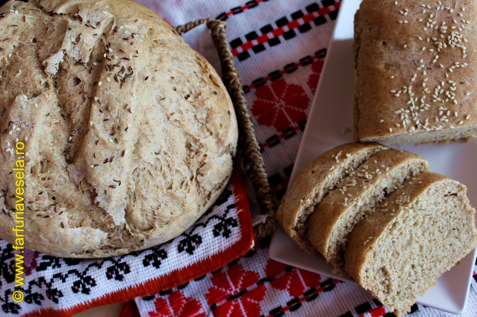 Farfuria vesela: Paine de casa cu faina integrala