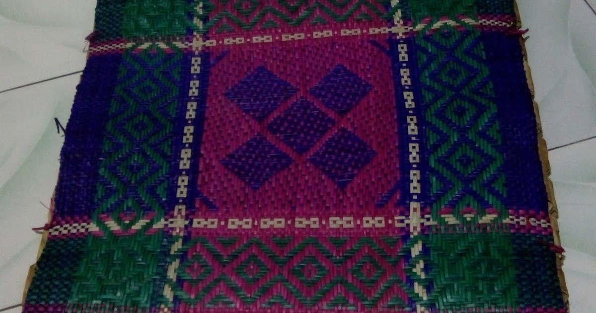 AYAMAN DAUN PANDAN: tikar / lapik biasa khas kerinci