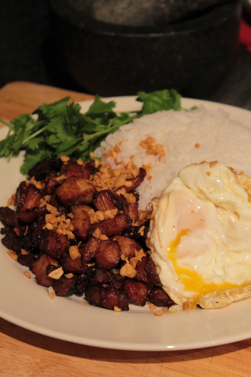 I Wish I Was in Thailand: Khao Moo Tod Gratiem ( Rice with Crispy Pork ...