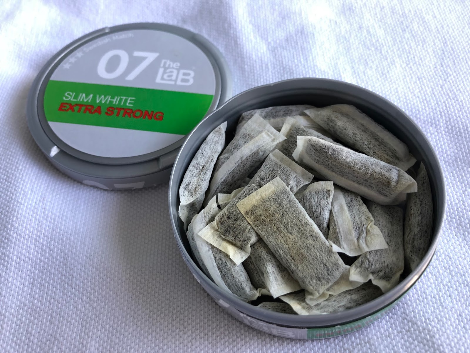 The Lab 07 (Slim White Extra Strong) - Review. 30 August 2012.