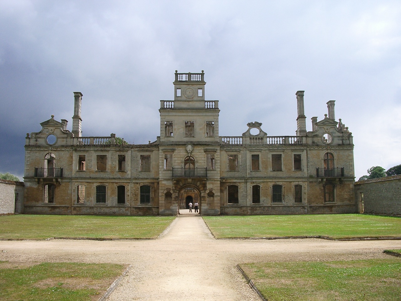 Kirby Hall -reborn - Architectdesign