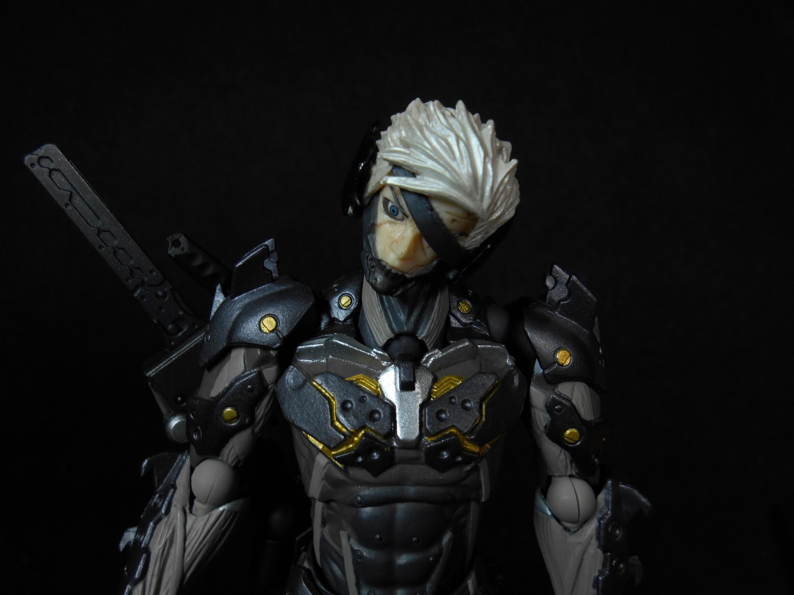 Review: Revoltech Yamaguchi Raiden | Night's Corner