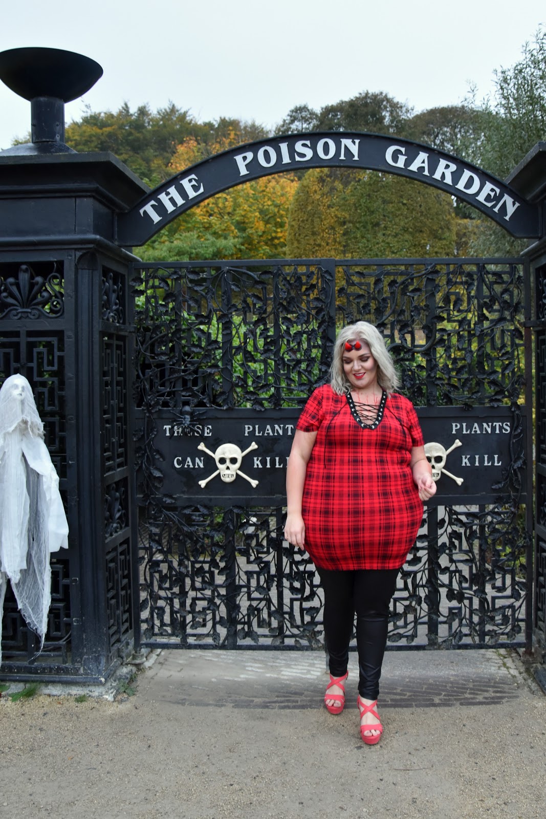 Plus Size Devil Outfit from Yours Clothing - WhatLauraLoves