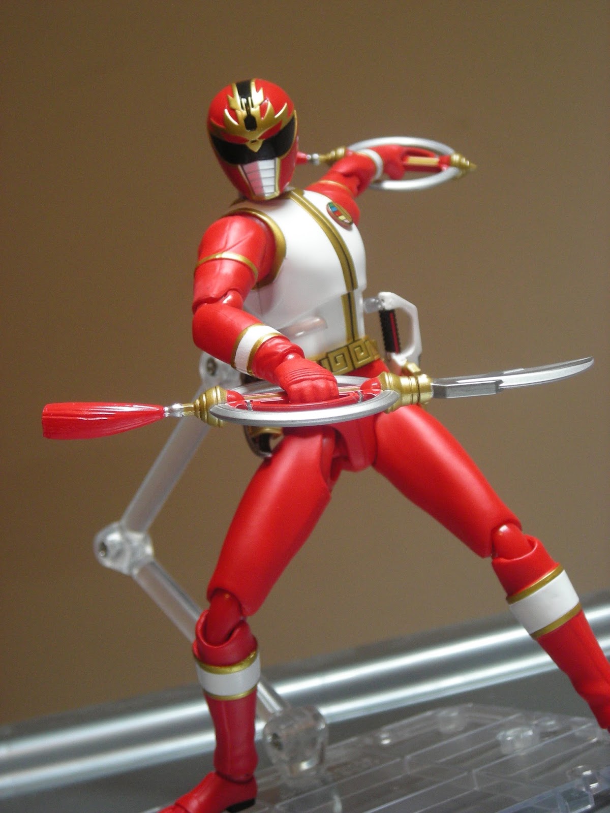 My Shiny Toy Robots: Toybox REVIEW: S.H. Figuarts Ryu Ranger