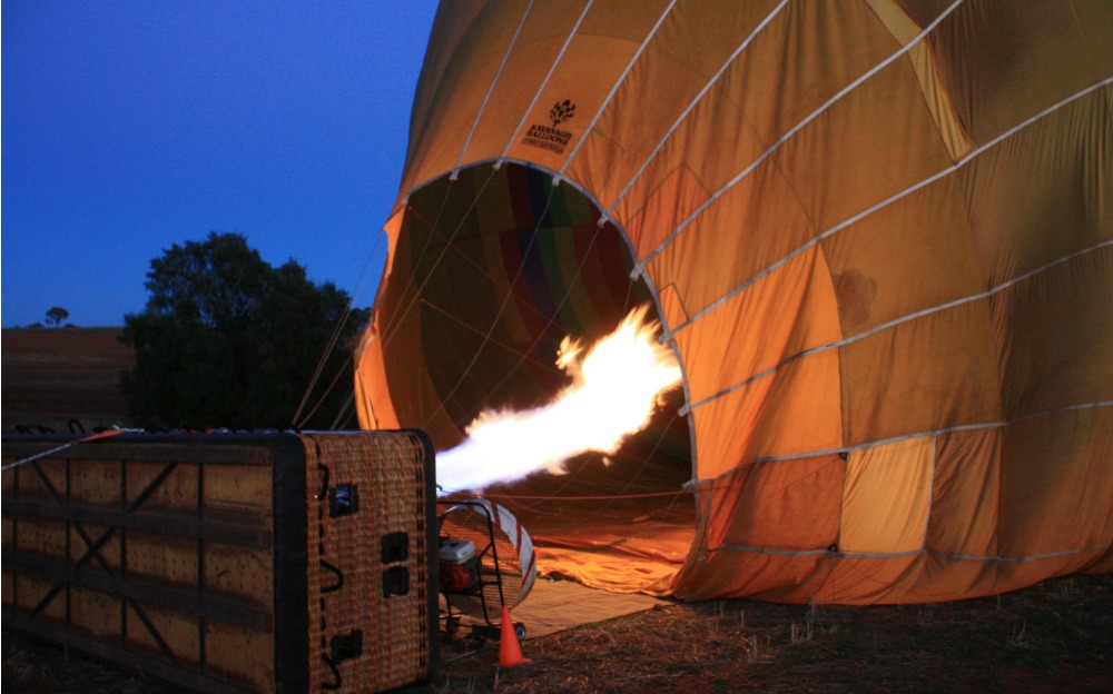 Where's My Glow? : Balloonatics!