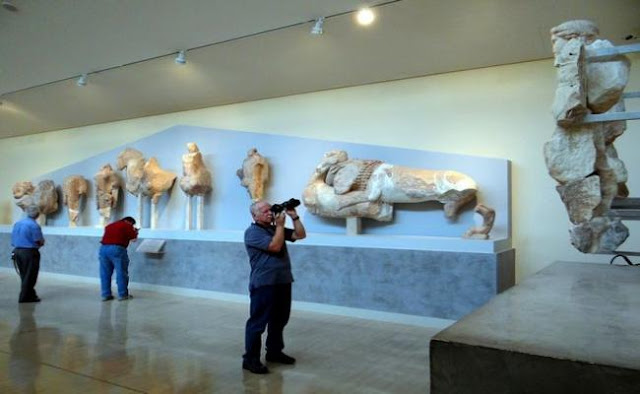 AΝΕΞΑΡΤΗΤΟΣ-ΔΙΠΛΩΜΑΤΙΚΟΣ ΠΑΡΑΤΗΡΗΤΗΣ: ΟΙ ΛΑΘΡΟΜΕΤΑΝΑΣΤΕΣ ΕΚΑΝΑΝ ΠΡΟΒΑ ...