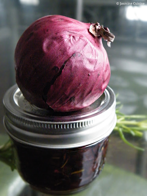 Confit d'oignon au vinaigre balsamique et au romarin - Jasmine Cuisine