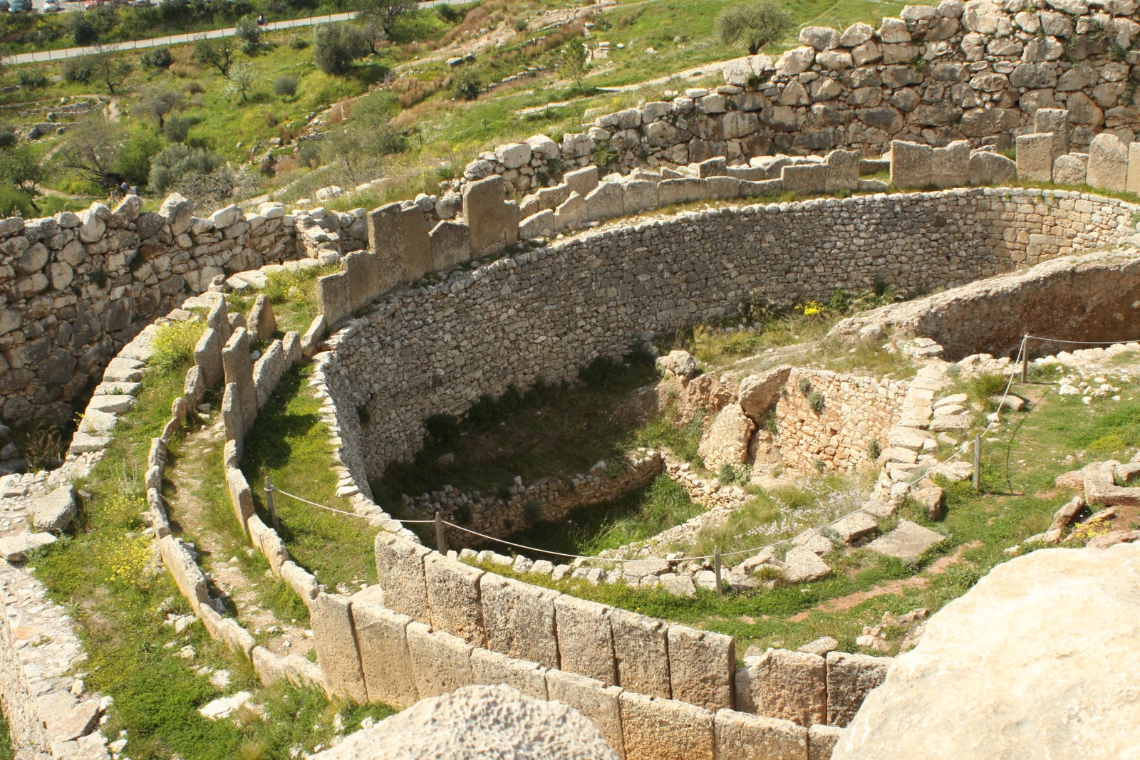Peach and Thistle: Greece: Mikines/Mycenae/Mikenai