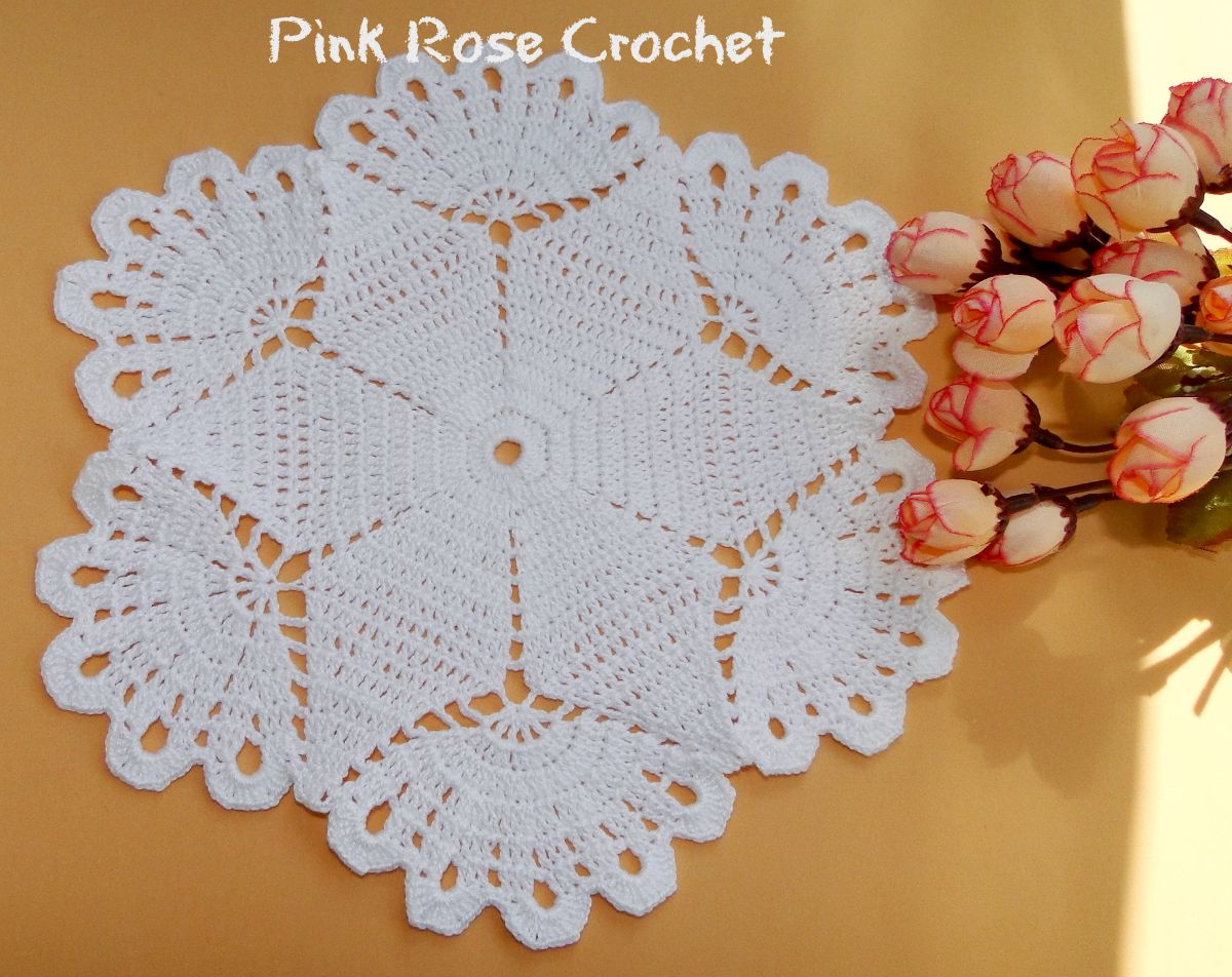 Pink Rose Crochet: Fans Doily