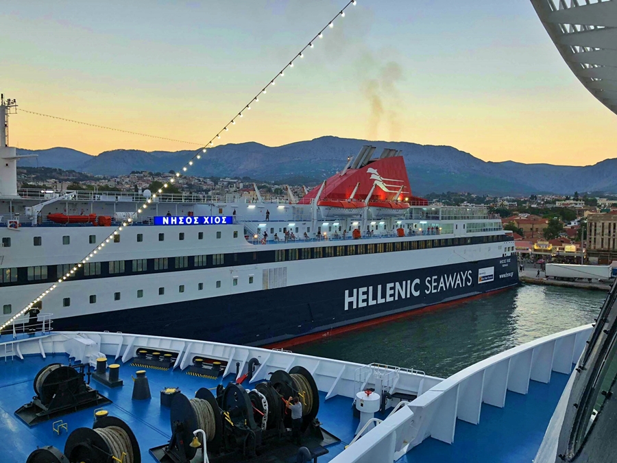 New Port Karlovassi: Kαρε καρε η σημερινη φανταστικη μανουβρα του Cpt ...