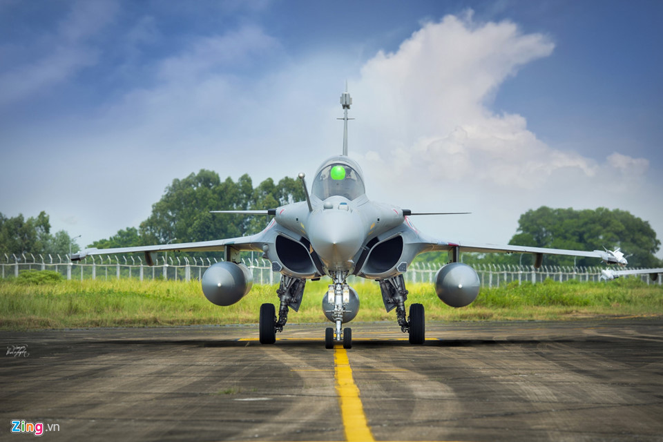 French Rafale Landing in Vietnam | jejak defence