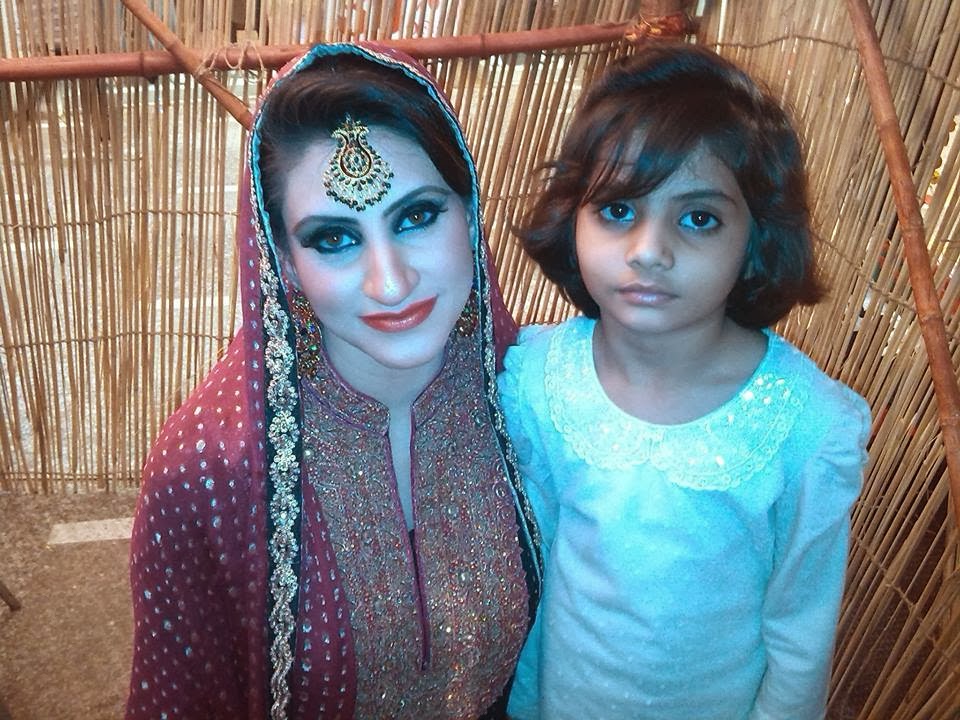 World Sindh: Sindhi TV Models And Actress Photos.