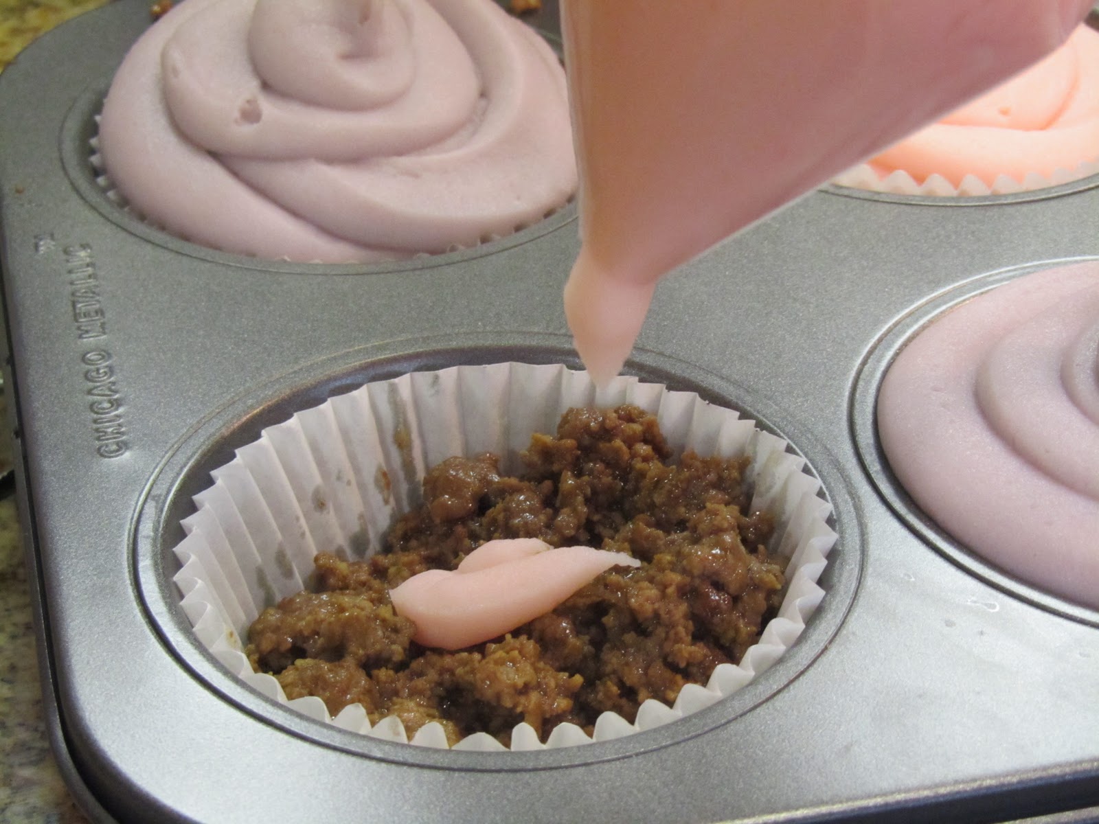 A TASTY MESS: Delicious Jumbo Cupcakes!
