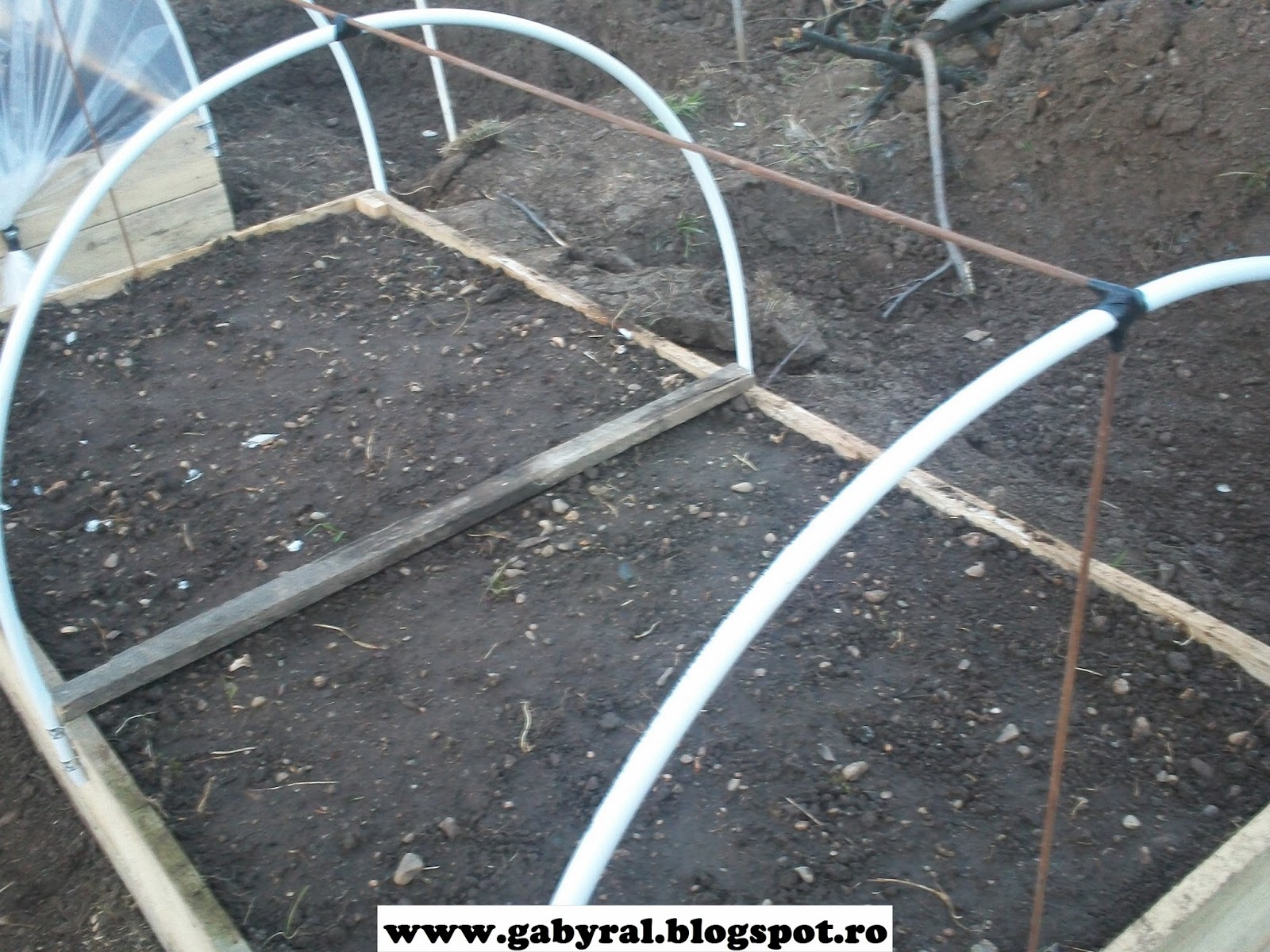 Straturi inaltate | BRICOLAJ - GRADINA - SFATURI si IDEI