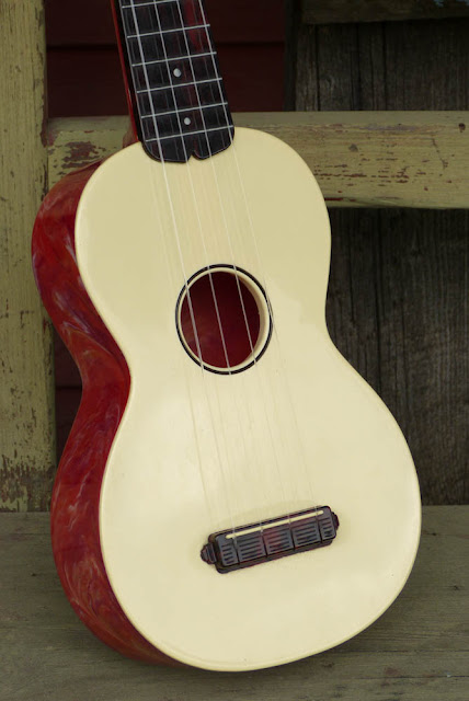 1950s Maccaferri Islander Plastic Uke